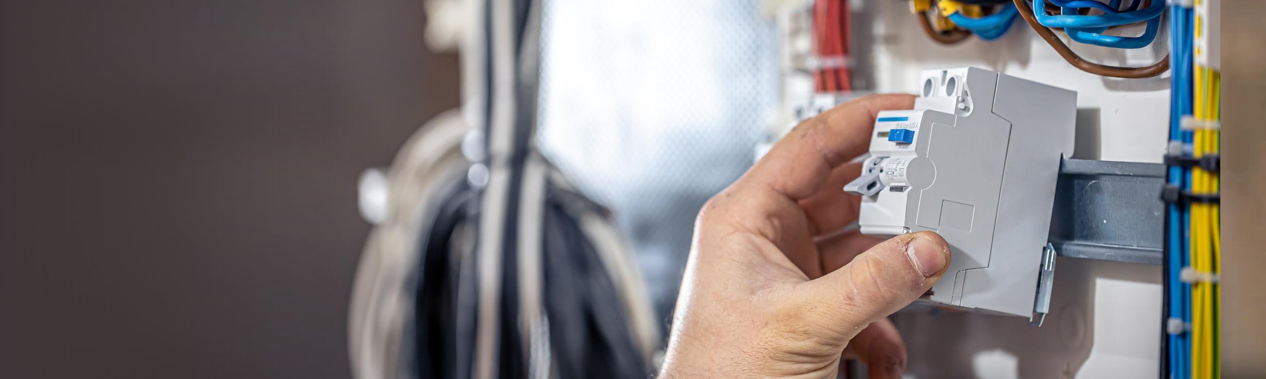 Professional Electrical Equipment Supplier | ULE Group